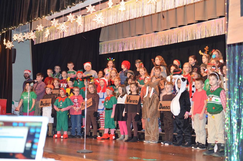 3rd-grade-holiday-program-joshua-dixon-elementary